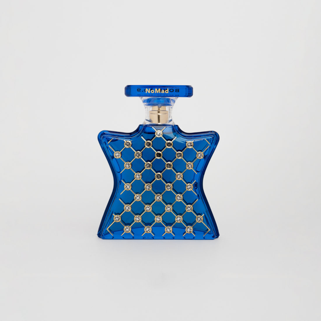 NoMad – OTRO perfume concept