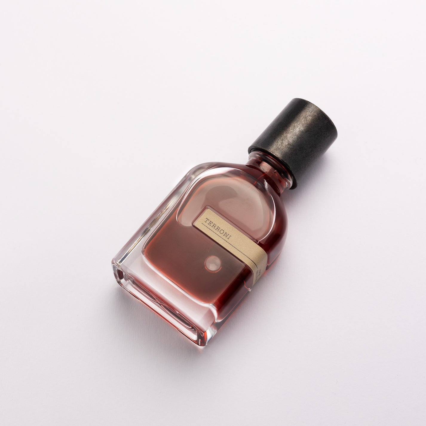 Terroni – OTRO perfume concept