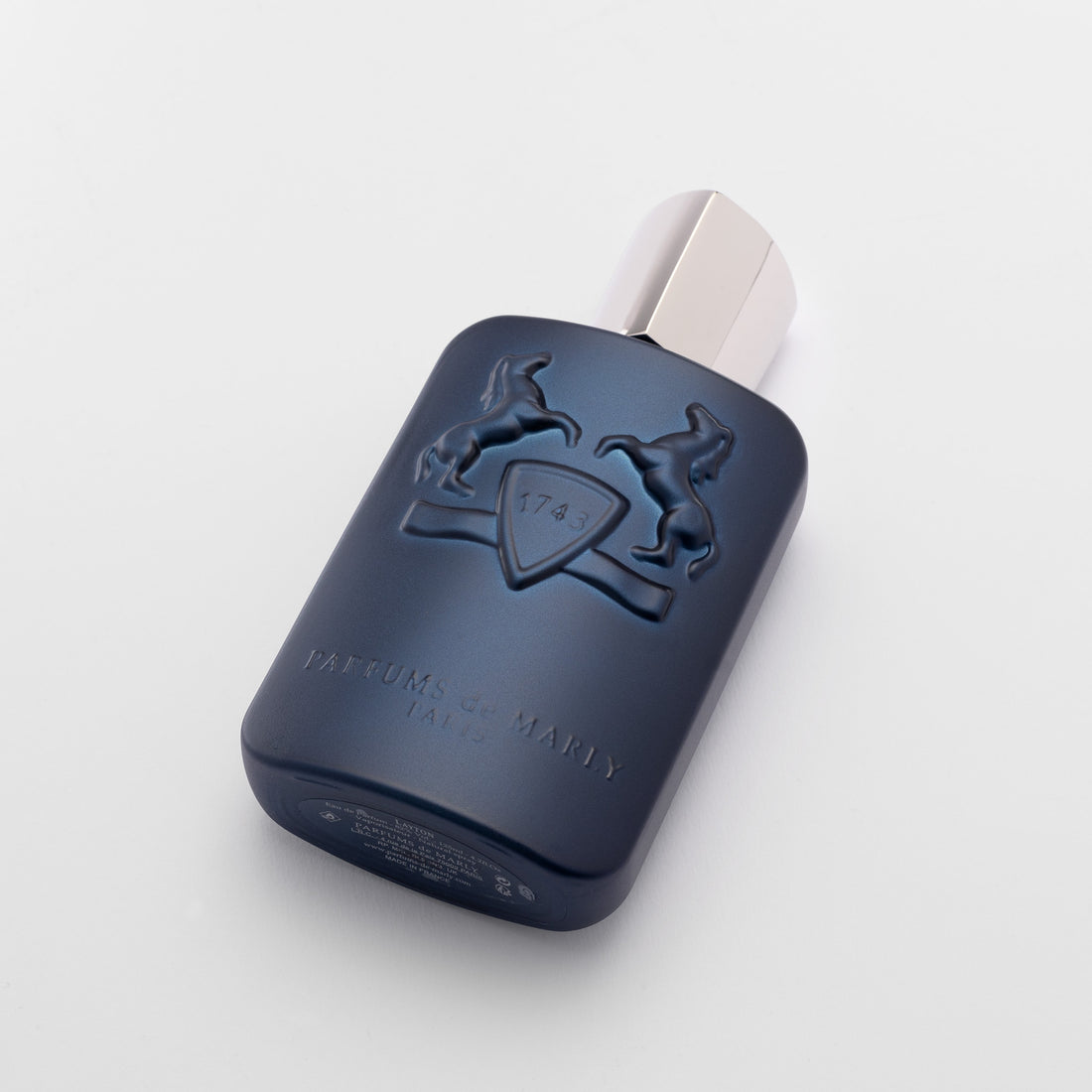 Layton – OTRO perfume concept